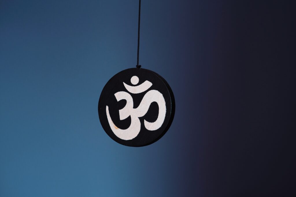 What Does The Om Symbol In Yoga Mean? Origins And History Of Aum - Yome ...