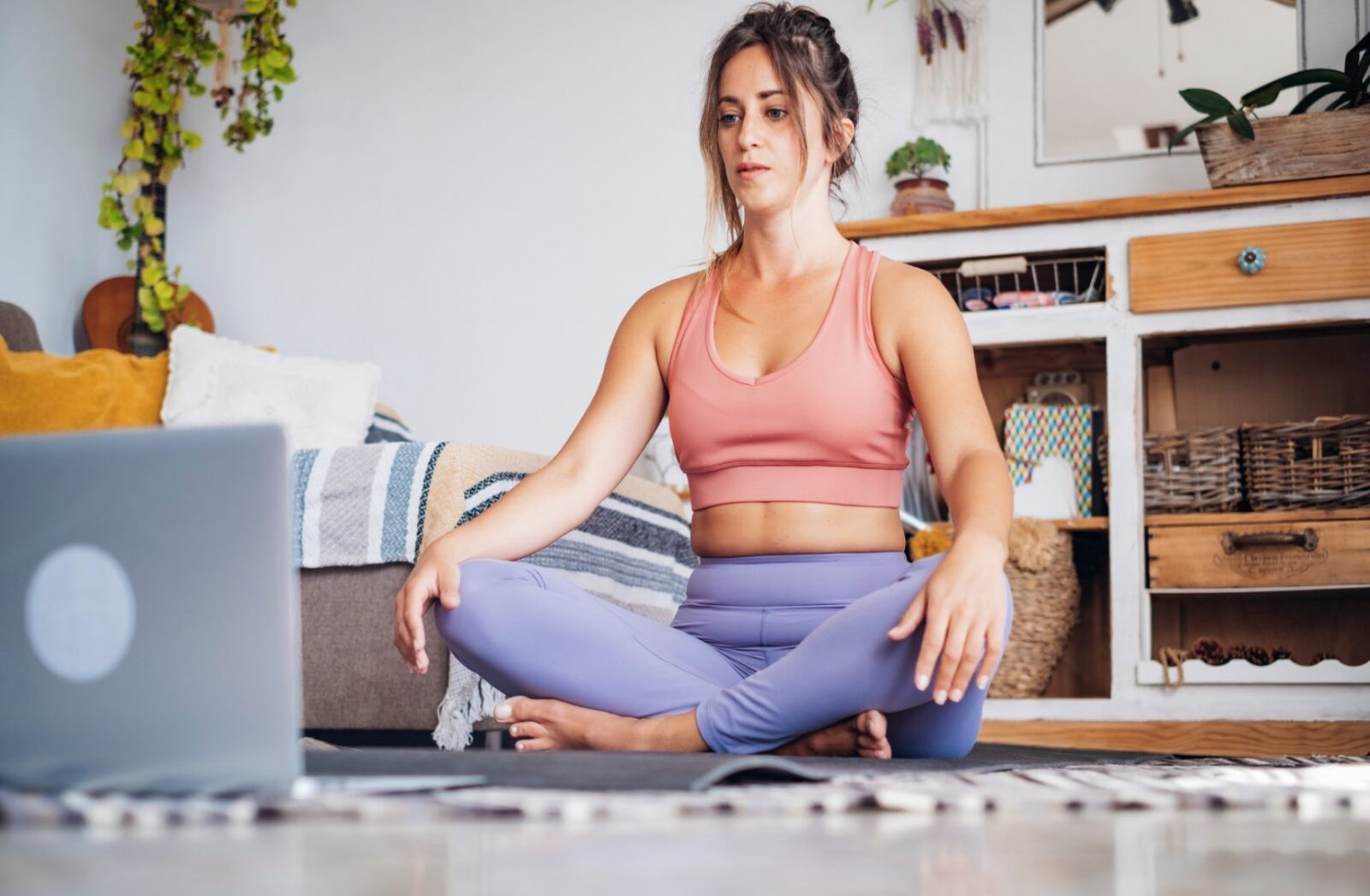 How To Lead A Live Online Zoom Yoga Class - Virtual Yoga Is Here - Yome ...